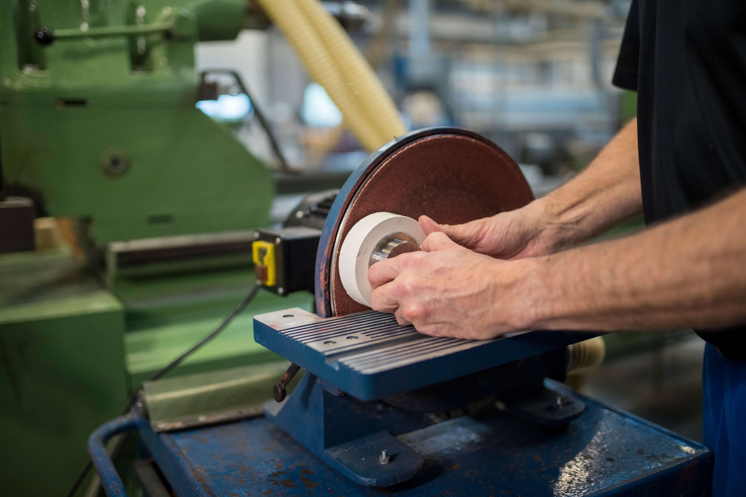 Rubber sheets and stamped rubber | Dansk Gummi Industri