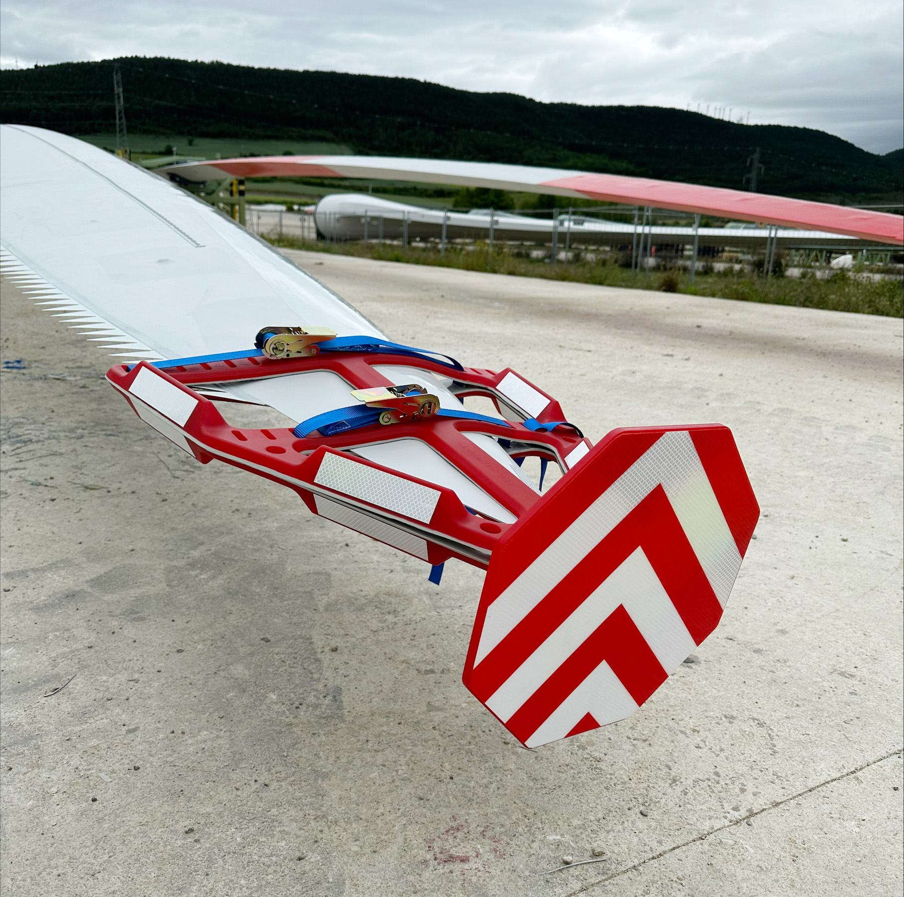 PRO-PAD® TIP 1™ for protection of blade tip during transport